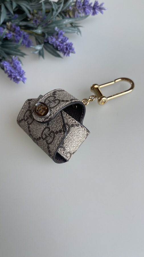 Gucci AirPods Case - LVLENKA Luxury Consignment