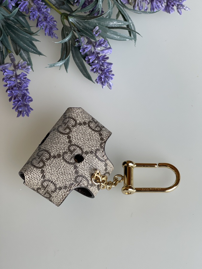 Gucci AirPods Case - LVLENKA Luxury Consignment