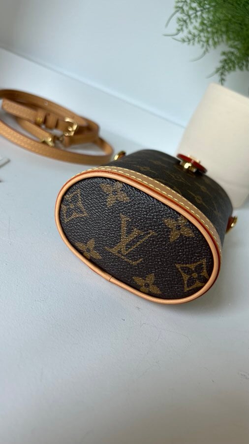Louis Vuitton Fold Me Pouch - LVLENKA Luxury Consignment