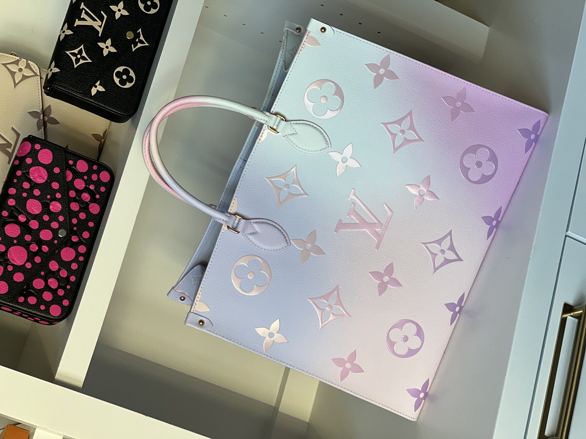Louis Vuitton OnTheGo GM Sunrise Pastel - LVLENKA Luxury Consignment